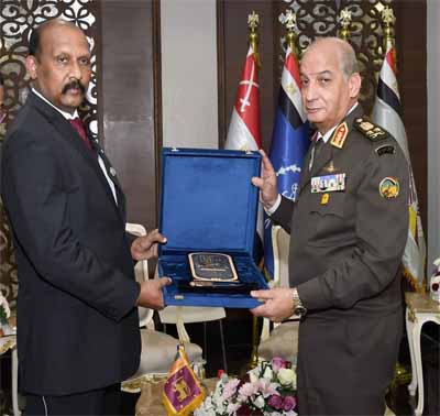 SL Defence Secretary's meeting with Egyptian Defence Minister paves way ...