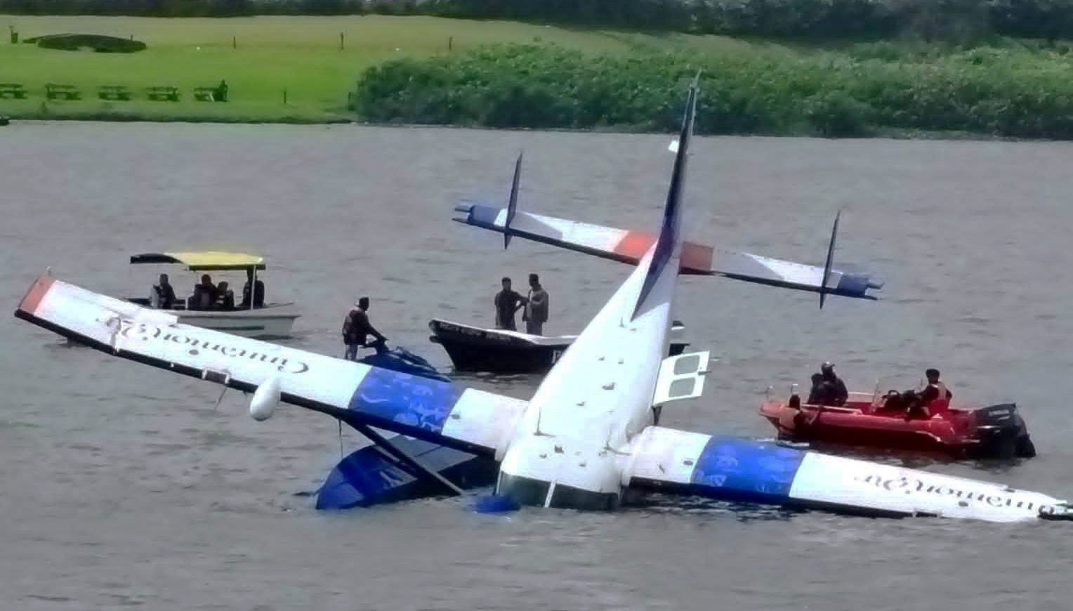 Authorities Move In as Probe Kicks Off into Cinnamon Air Cessna ...